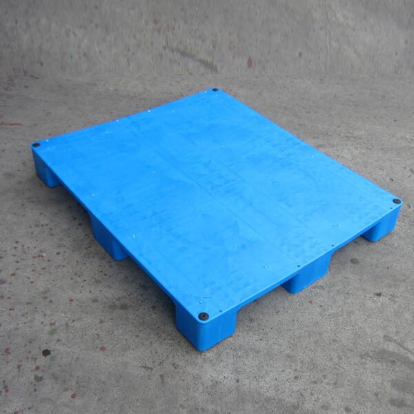9 Feet Heavy-Duty Plastic Pallets for Ground & Supermarket Use