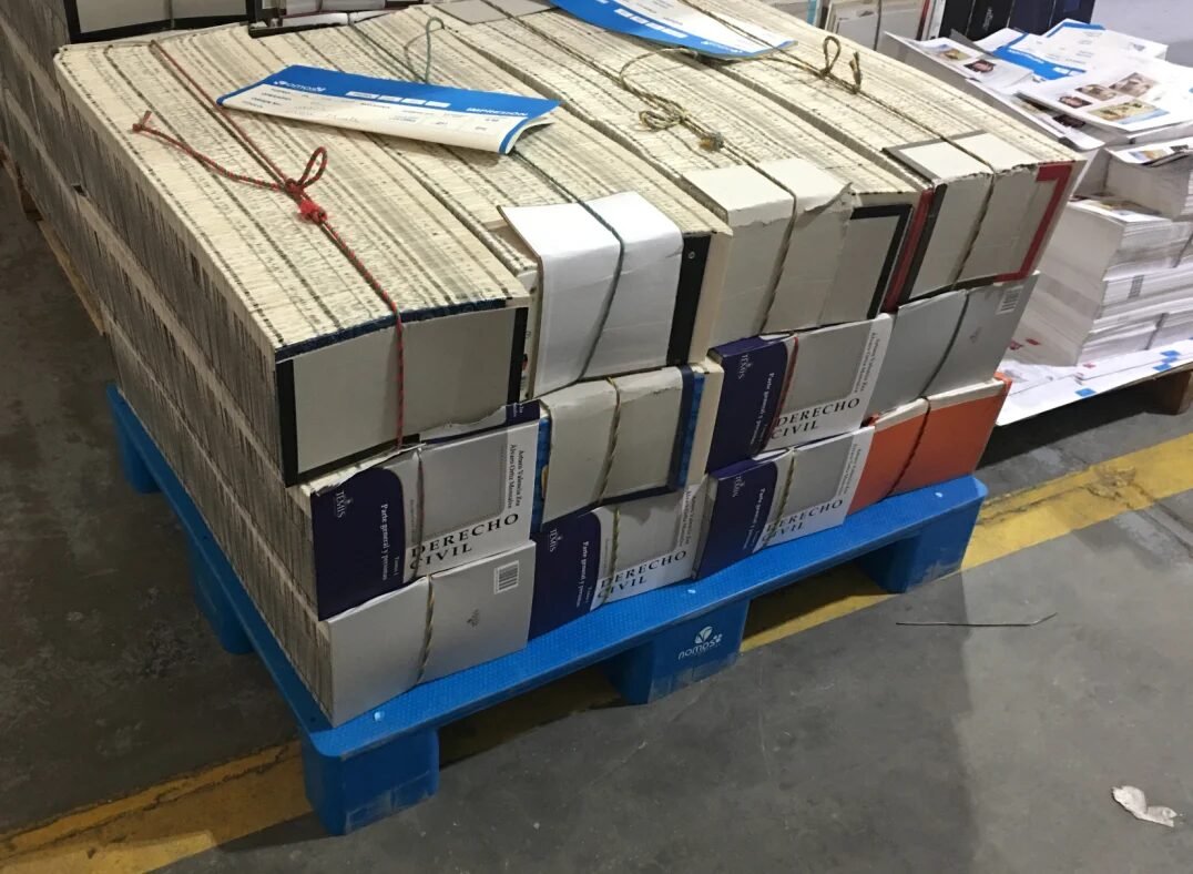 Plastic Pallets - Enlightening Pallet